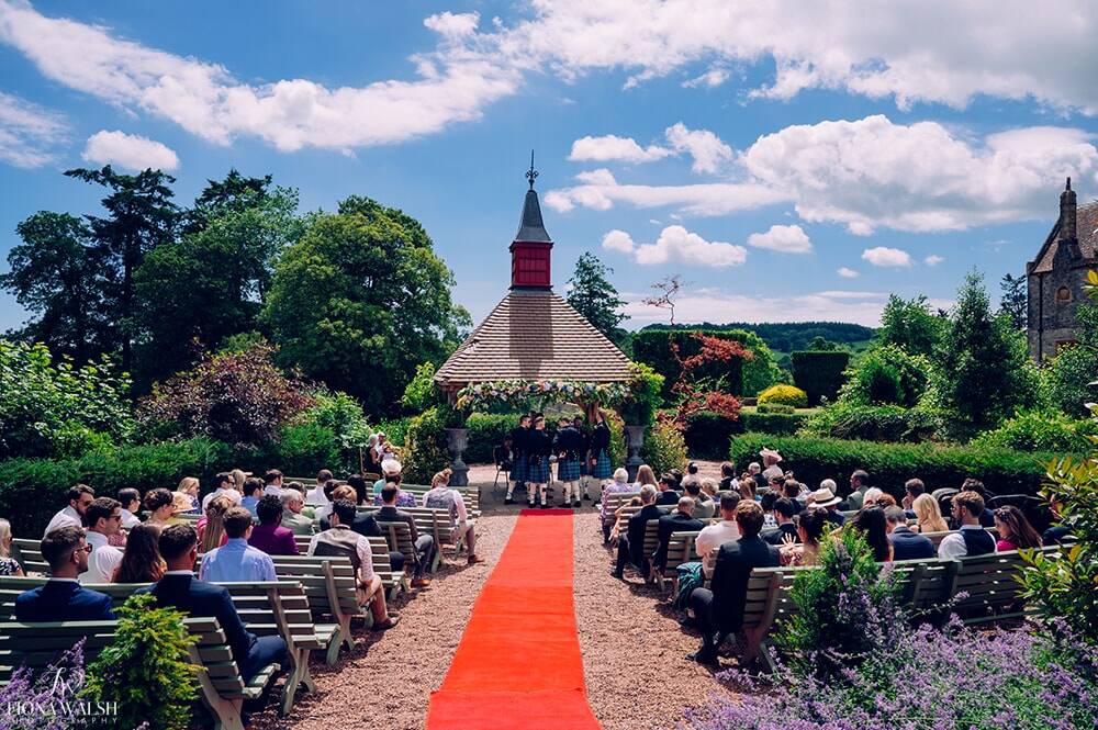 Capturing Love at Huntsham Court: Devon and Somerset Wedding ...